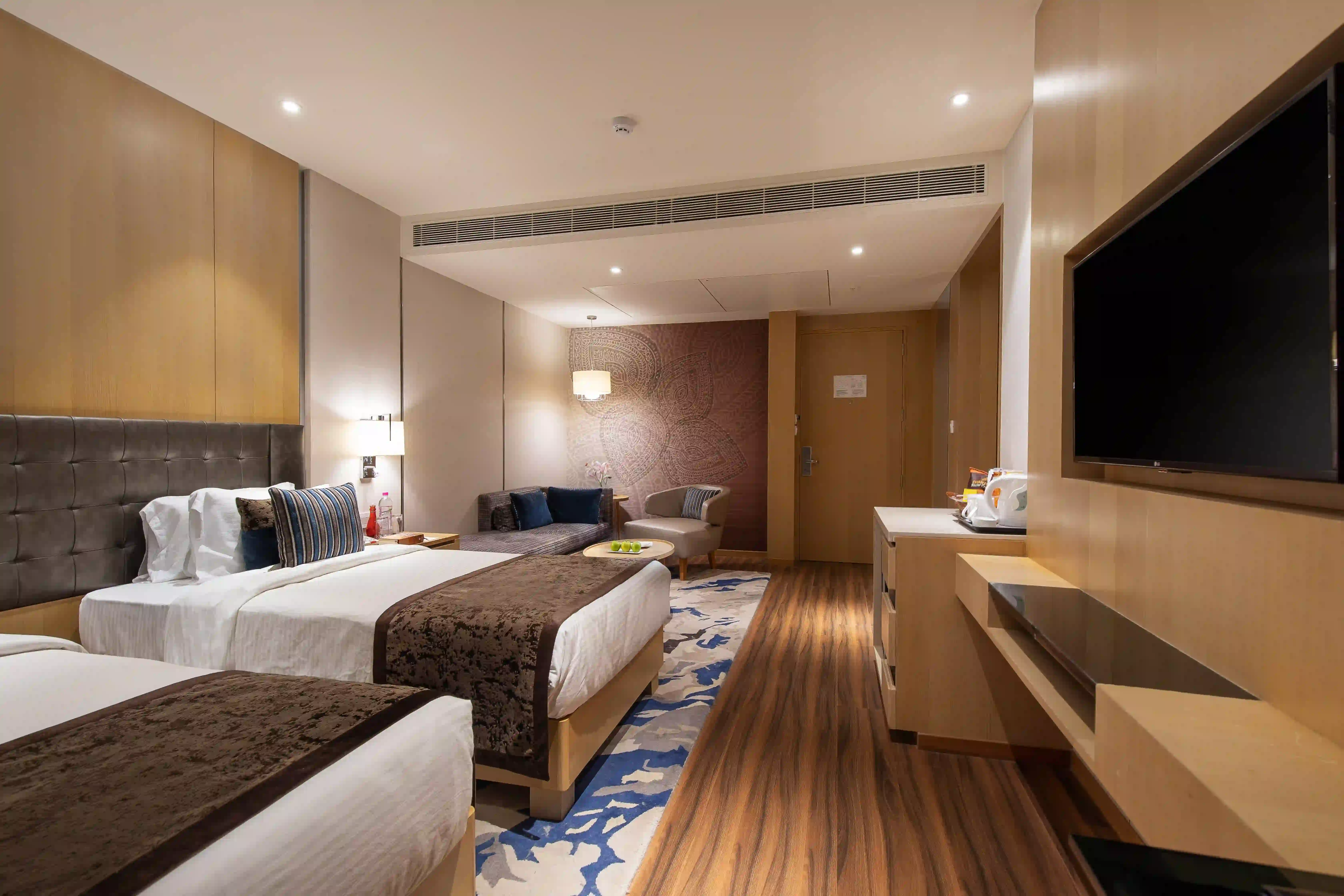 RPJ Hotel: Redefine the Pause in your Life